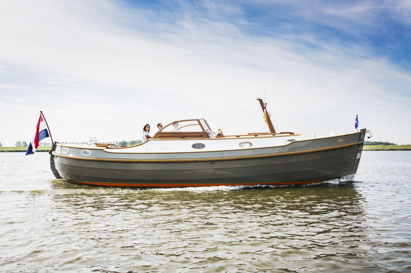 Knobbe Classic 39 cabriolet: 'verwondering op het water' - BootAanBoot.nl