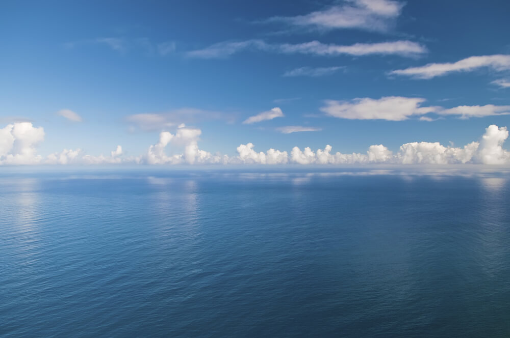 Data verzamelen op de Atlantische oceaan met onbemande boot ...