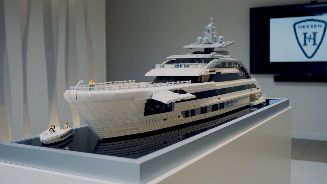 Megajacht van Heesen Yachts in LEGO (VIDEO) - BootAanBoot.nl