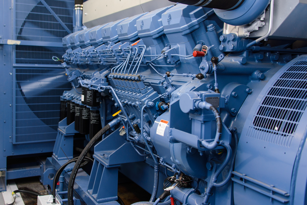 Superjacht Seawolf doneert generatoren aan Maritieme Academie ...