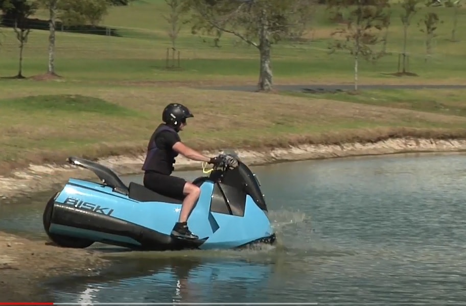 Biski: deze scooter en jetski ineen gaat met 55 Pk over het water ...