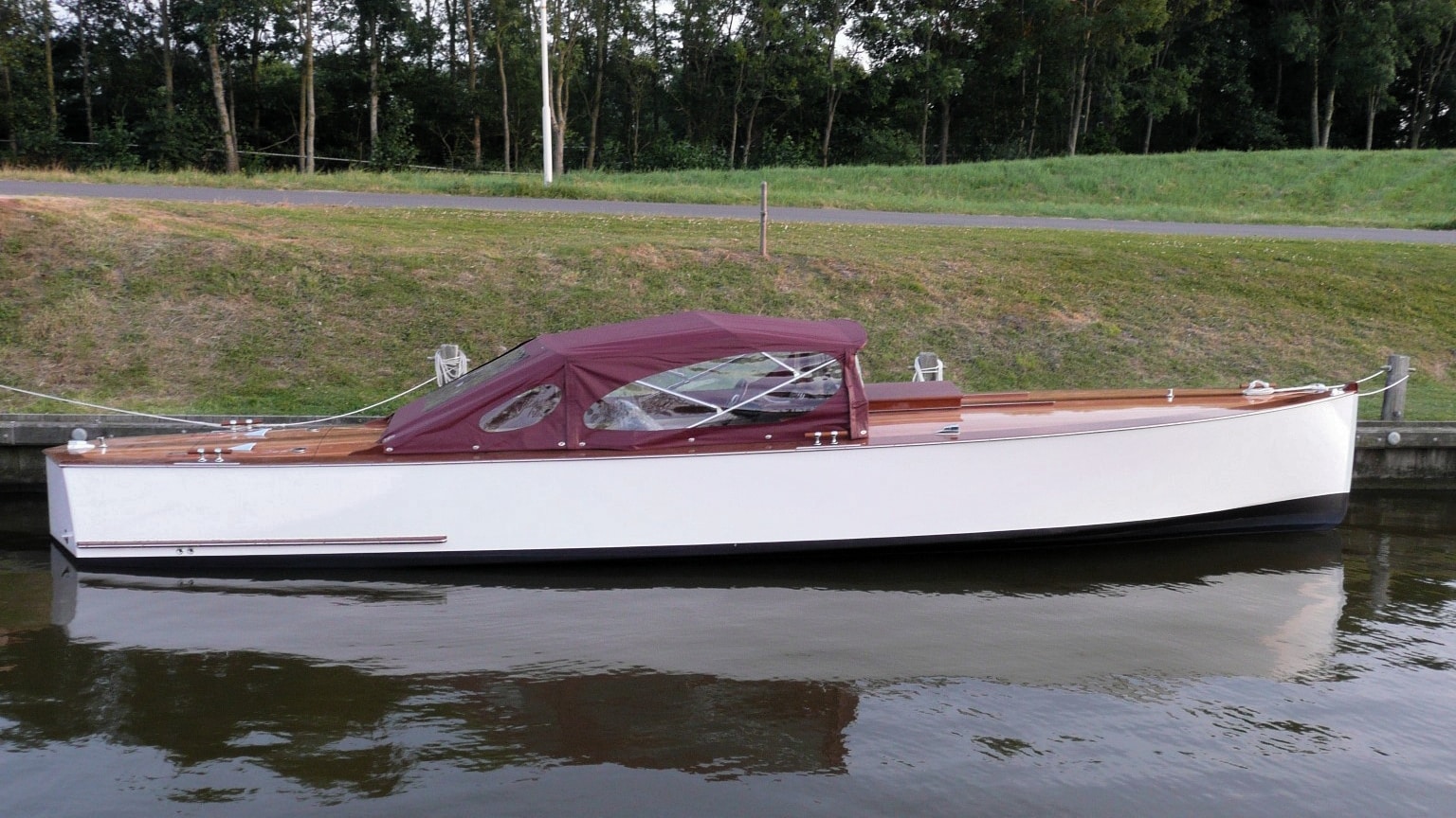 60 unieke boten in de veiling bij Bootveiling.com - BootAanBoot.nl