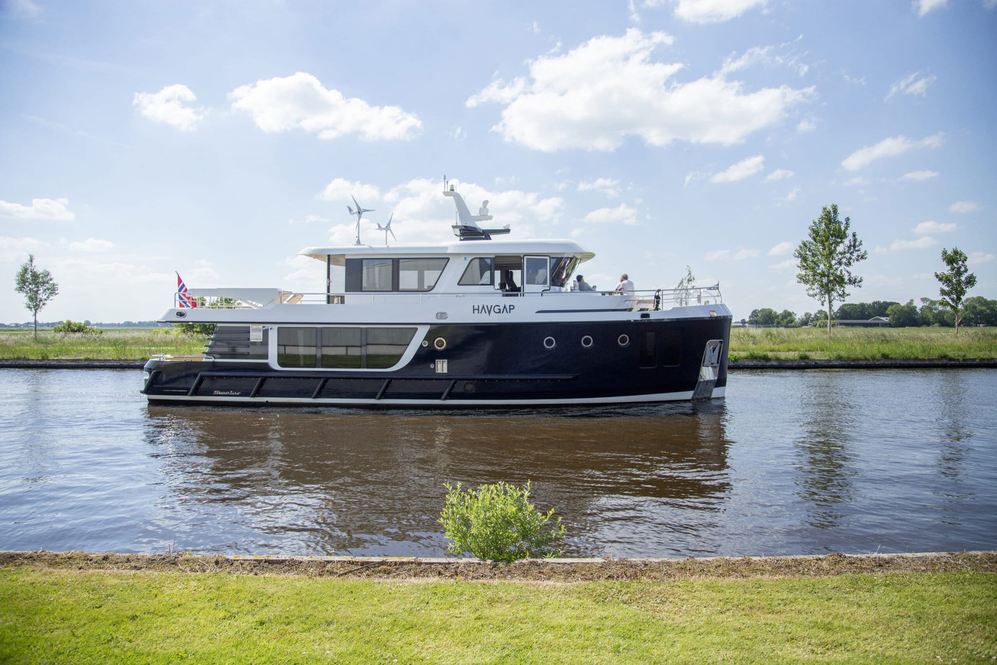 Steeler Yachts 61S Electric genomineerd als Motorboat of the Year 2023 ...
