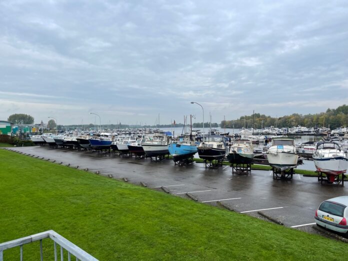 5 november: 33 boten op 1 locatie bij Bootveiling.com - BootAanBoot.nl