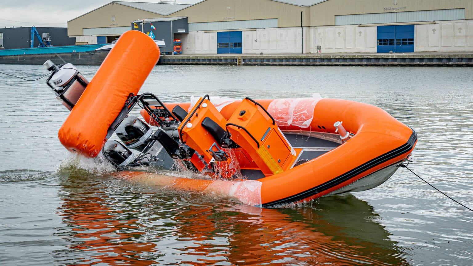 KNRM test nieuwe reddingbootklasse Chaterina D - BootAanBoot.nl