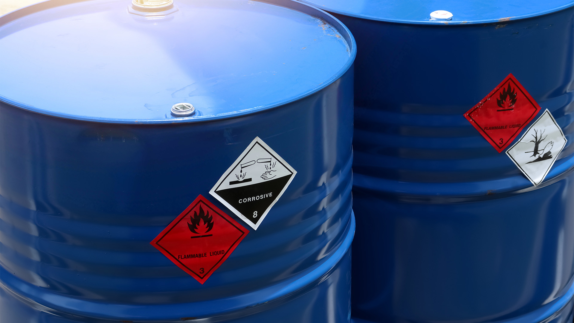 Twee vaartuigen met fosfine aan boord gestopt bij Lobith - BootAanBoot.nl