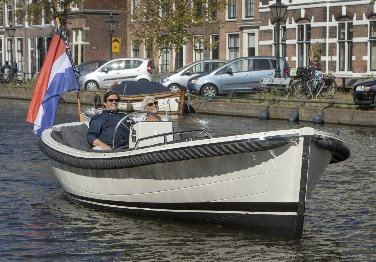Isloep toont haar hybride sloep op de beurs Boot Holland - BootAanBoot.nl